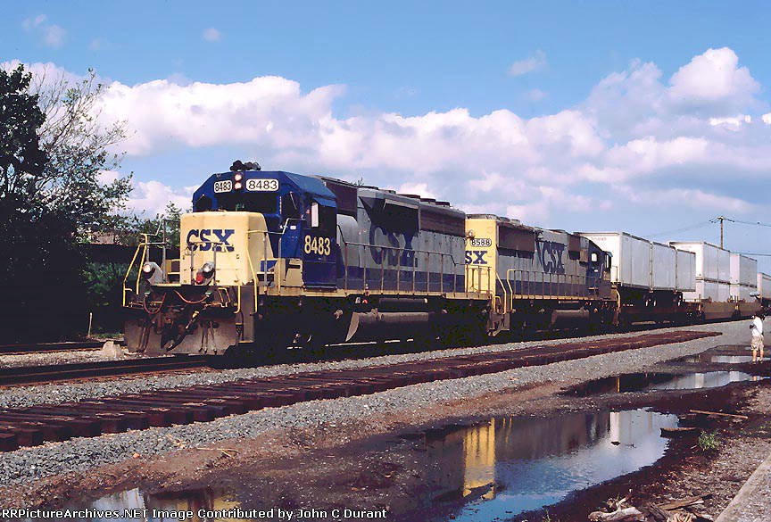 CSX 8483 Q108